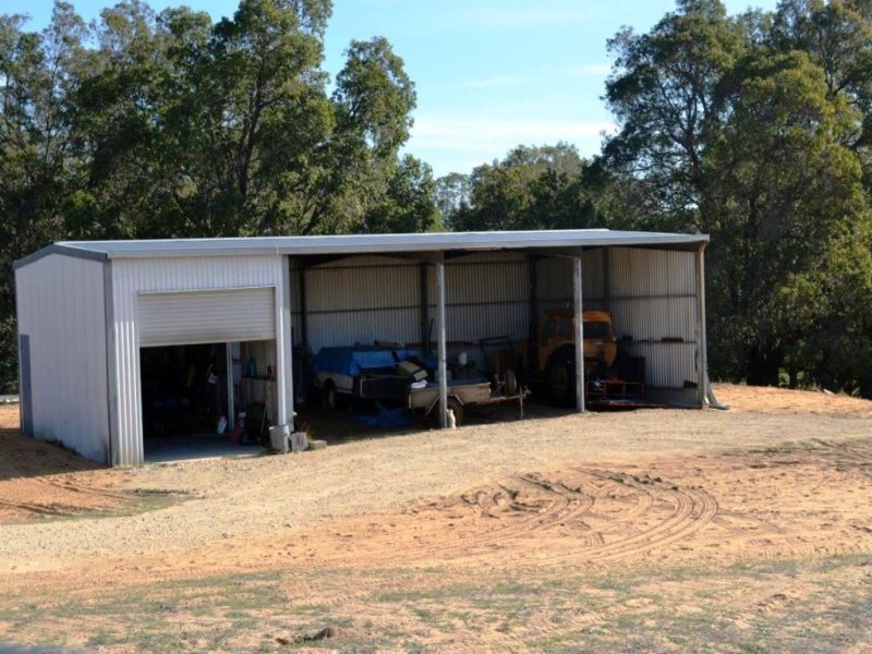 174 Nabaroo Rd, Cowalla, WA 6503 - Property Details