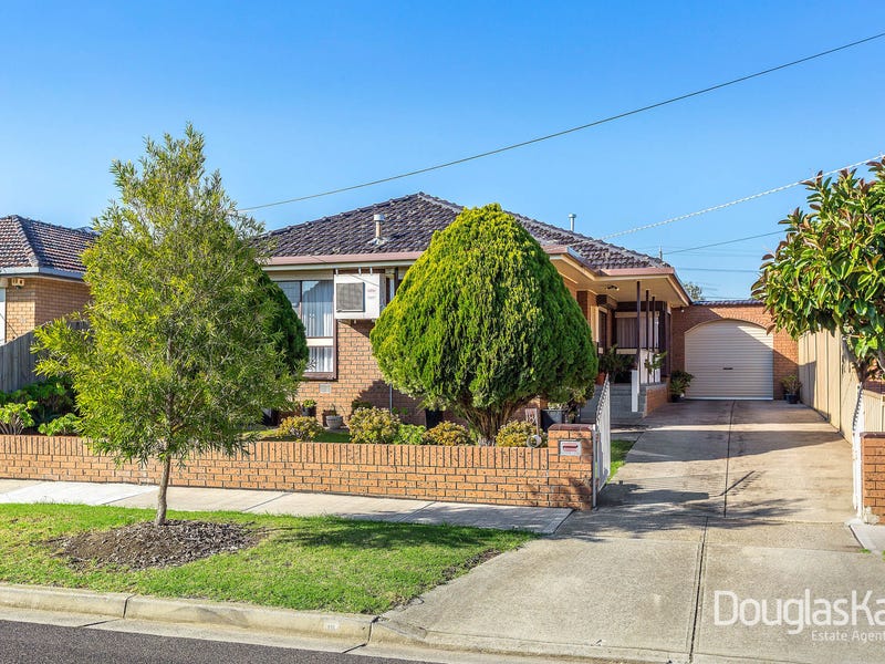 18 Andrew Street, Sunshine, VIC 3020 - realestate.com.au