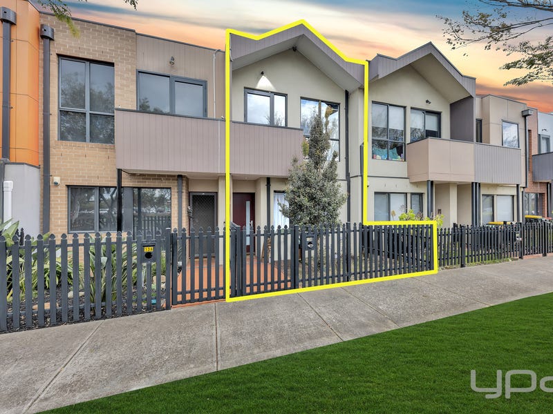 13B Huntington Drive, Craigieburn, Vic 3064 - Property Details