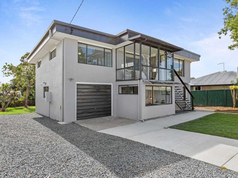 90 Wilson Street, Labrador, QLD 4215 - realestate.com.au