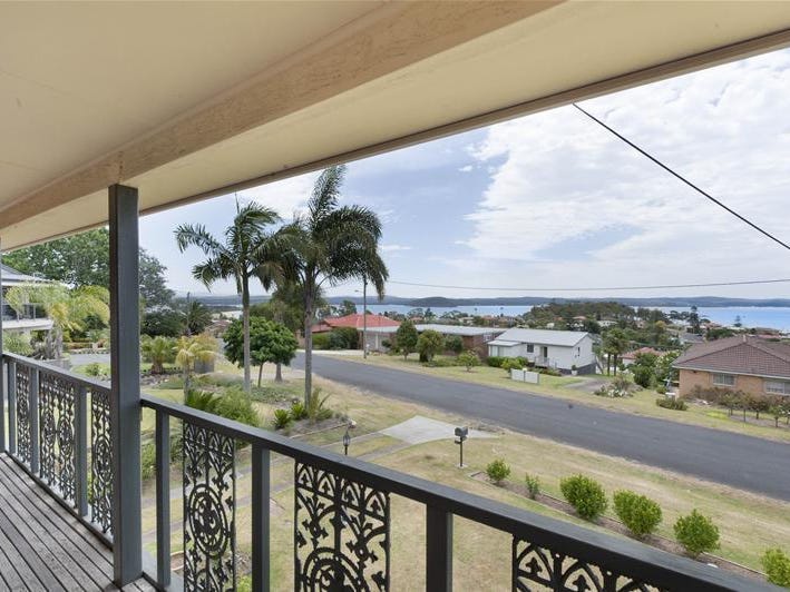 32 Ocean Road, Batehaven, NSW 2536 - Property Details
