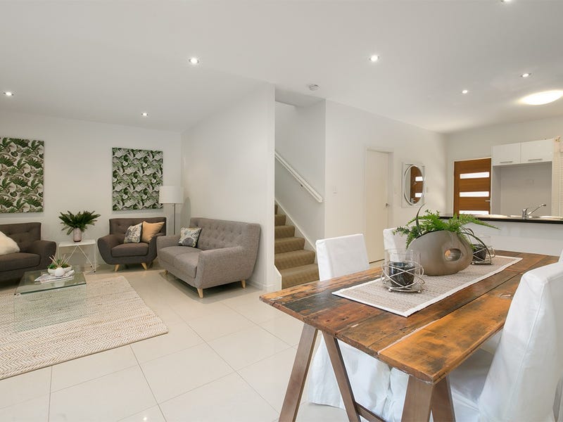 3/16 Broadmere Street, Annerley, Qld 4103 - Property Details