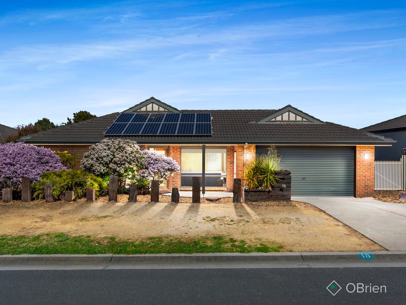 18 Aimee Court, Mornington, Vic 3931 - Property Details