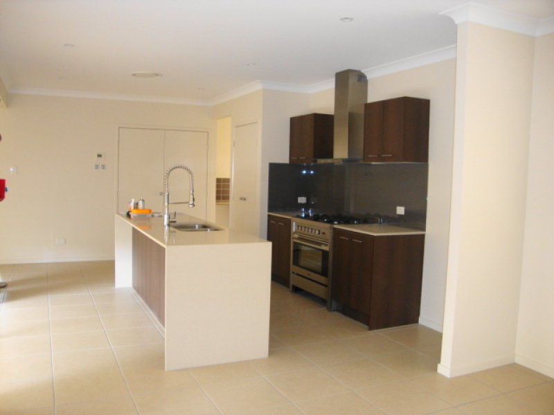 8 Church Road, Bellbowrie, QLD 4070 - realestate.com.au