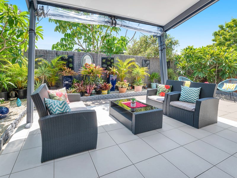 17/1 Manacor Place, Coombabah, Qld 4216 - Property Details