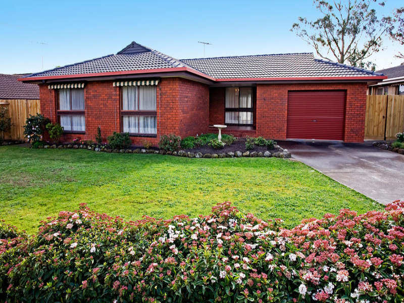 15 Crestmoor Drive, Highton, Vic 3216 - Property Details