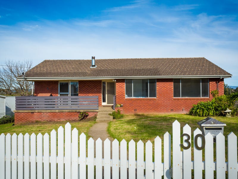 30 Belmore Street, Bega, NSW 2550 - Property Details