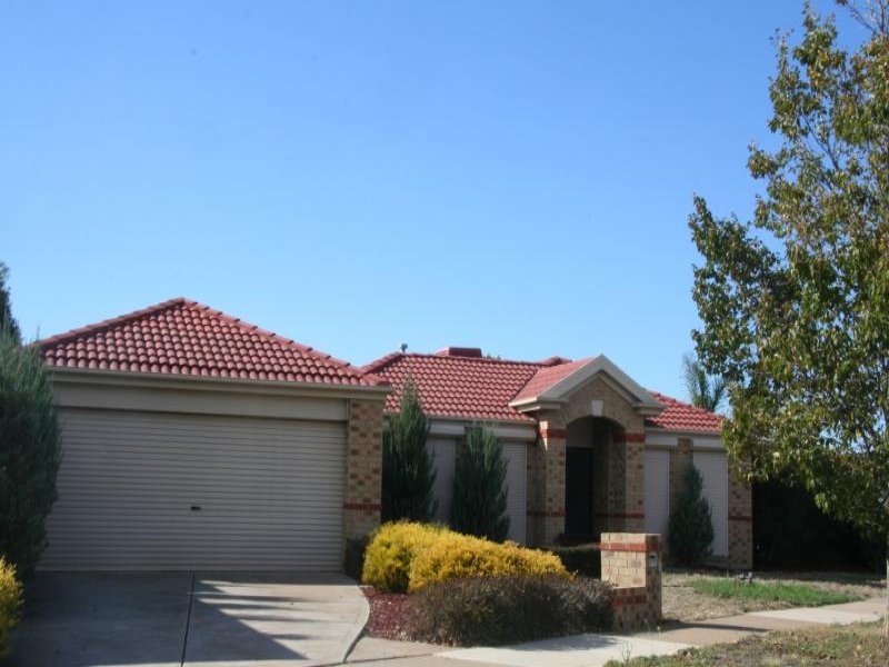 2 Brookfield Avenue, Brookfield, VIC 3338 - realestate.com.au