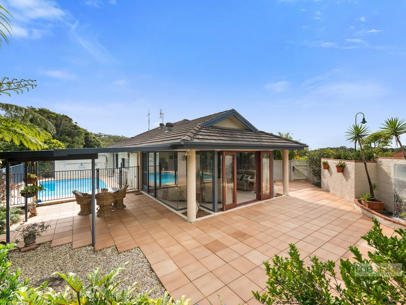 1 Crystal Drive, Sapphire Beach, NSW 2450 - realestate.com.au