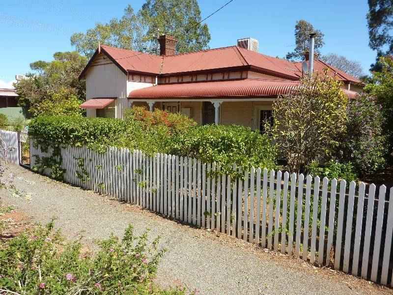 18 Victoria Street, Kalgoorlie, WA 6430 - realestate.com.au