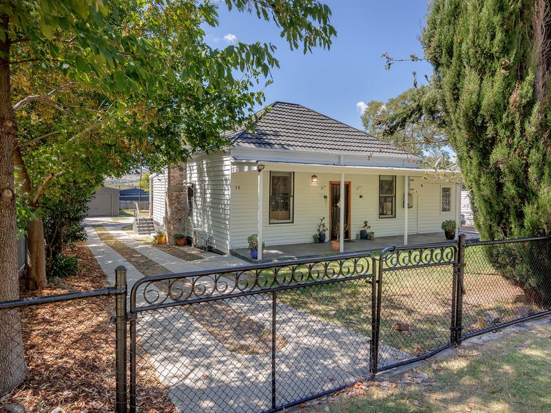 14 Kiewa Valley Highway, Kiewa, Vic 3691 - Property Details