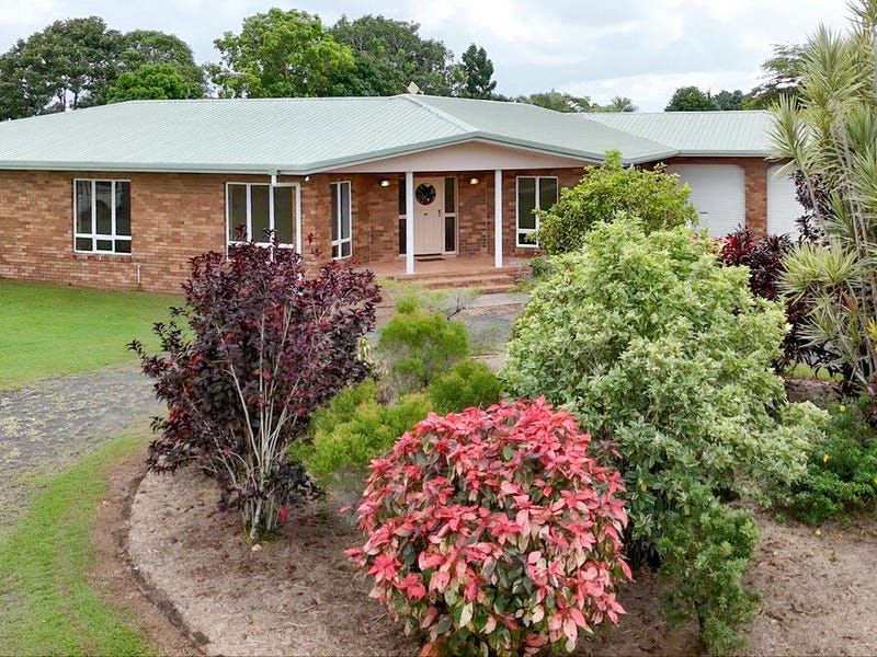 23 Etty Bay Road, Etty Bay, Qld 4858 - Property Details