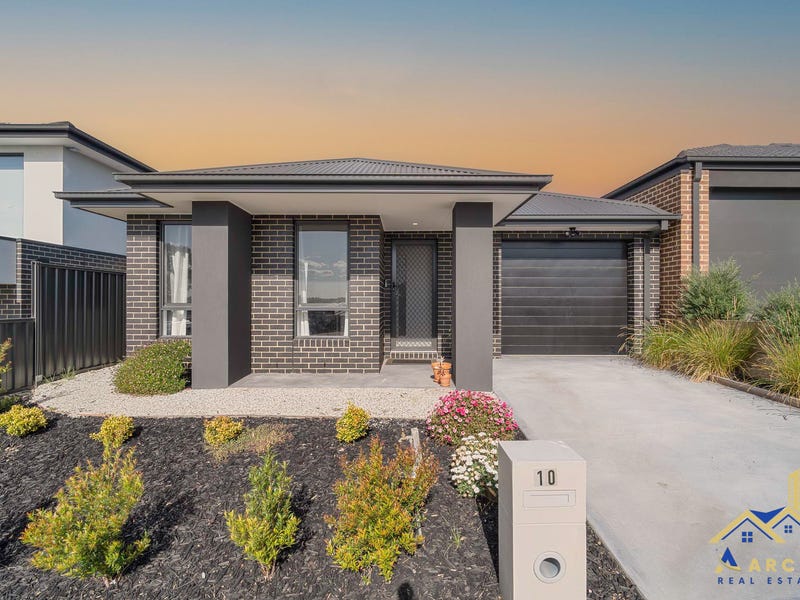 10 Echelon Road, Doreen, Vic 3754 - Property Details