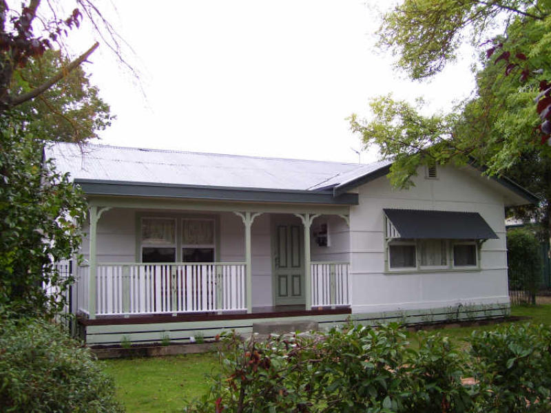 25 Albert Street, Alexandra, Vic 3714 - Property Details