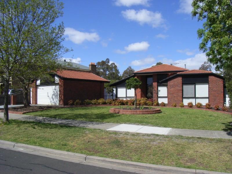 5 Santa Monica Drive, Keilor Lodge, VIC 3038 - realestate.com.au