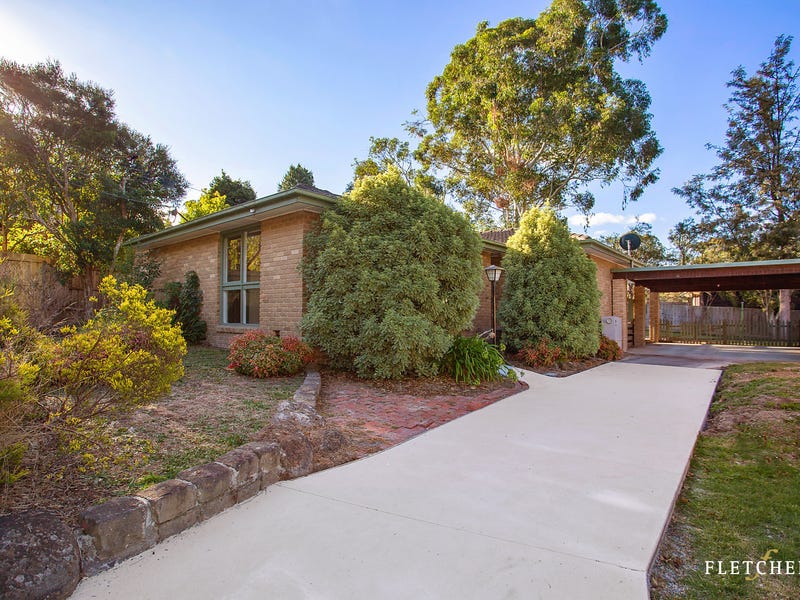 6 Fossickers Way, Warrandyte, Vic 3113 - Property Details