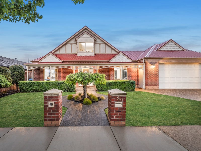 33 Mccubbin way, Berwick, Vic 3806 - Property Details