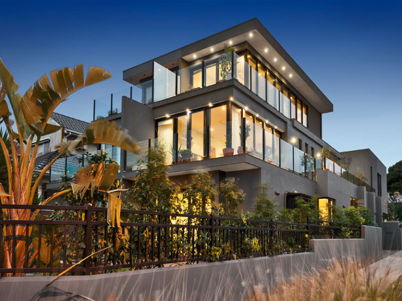 81B Ormond Esplanade, Elwood, Vic 3184 - Property Details