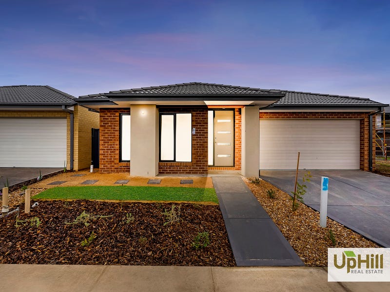 39 Avenator Circuit, Clyde North, VIC 3978 - realestate.com.au