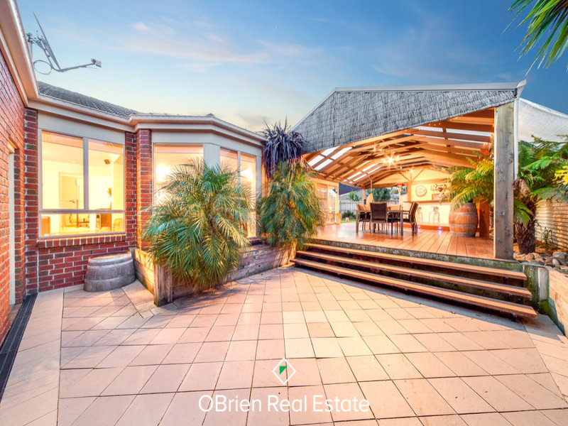 20 Sussex Avenue, Cranbourne North, VIC 3977 - realestate.com.au