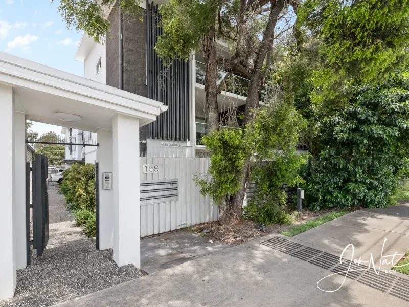 8/159 Birkdale Road, Birkdale, Qld 4159 - Property Details