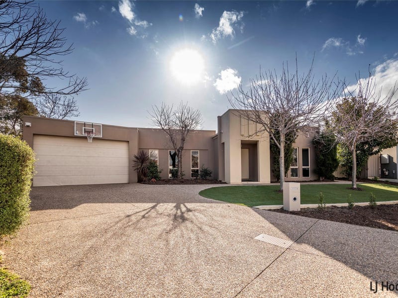 12 Heney Close, McKellar, ACT 2617 - Property Details