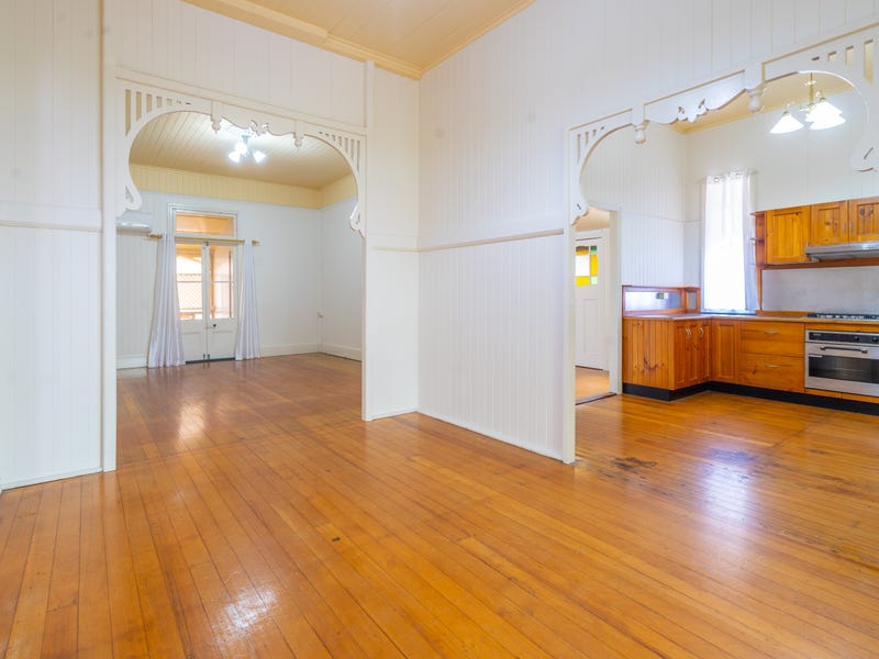 2 Roderick Street, Ipswich, QLD 4305 - realestate.com.au