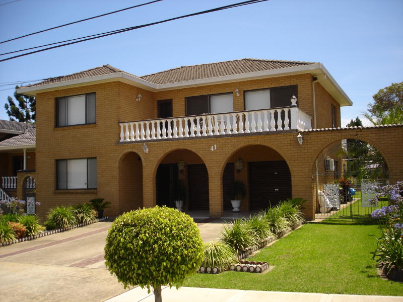 41 Byrd Street, Canley Heights, NSW 2166 - realestate.com.au