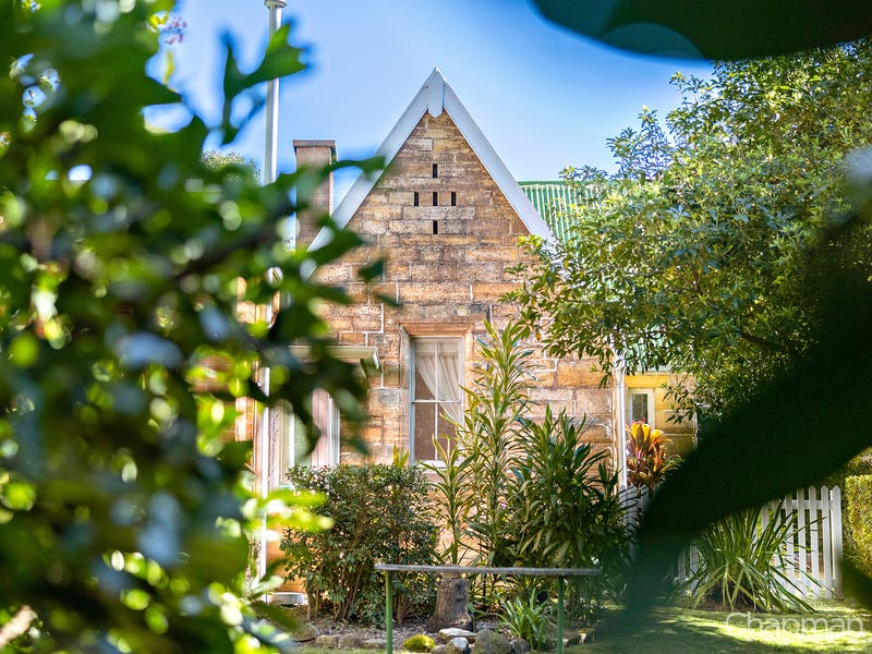 7 Macquarie Road, Springwood, NSW 2777 - Property Details