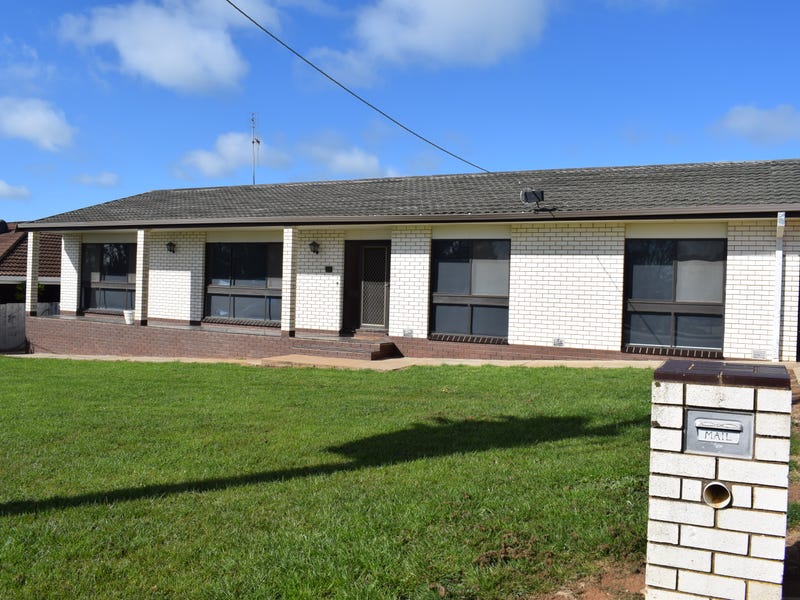 2 Malone Street, Boort, Vic 3537 - Property Details