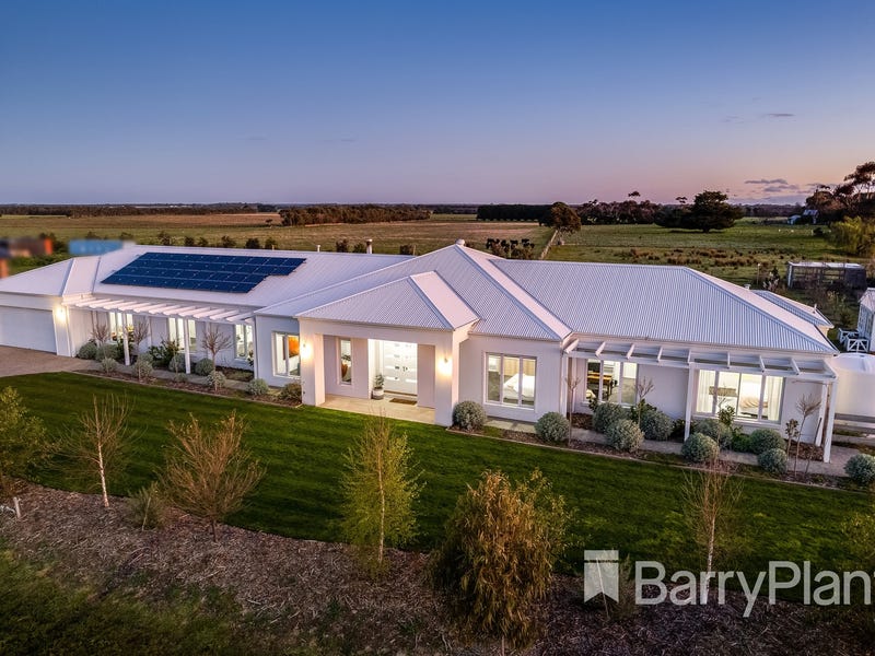 4 MacArthur Way, Moriac, Vic 3240 - Property Details