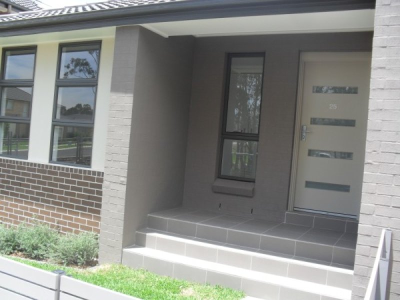 25 Conway Avenue, West Hoxton, NSW 2171 - realestate.com.au