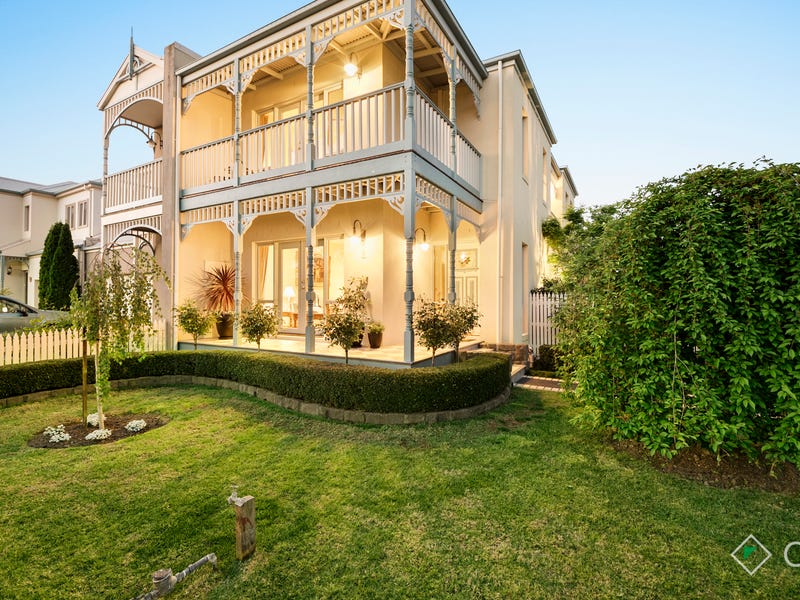 2 Hammerwood Green, Beaconsfield, Vic 3807 - Property Details