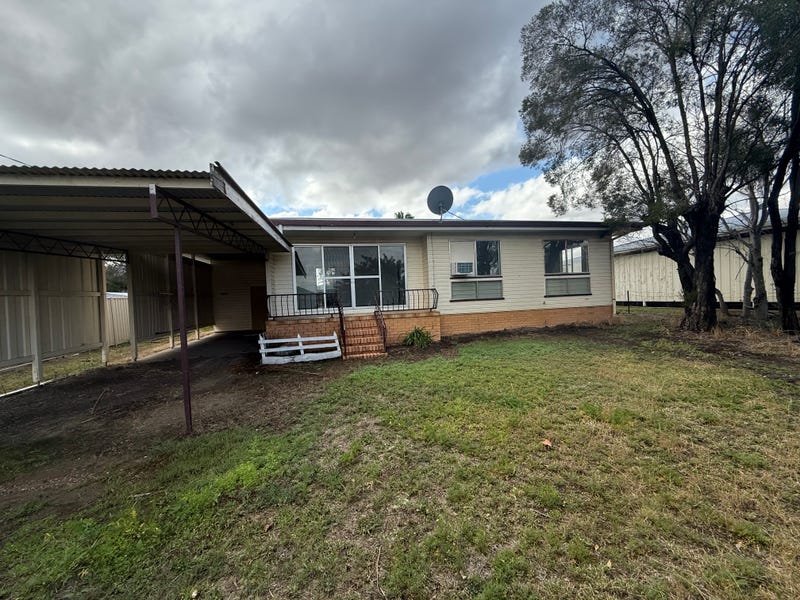 11 Weldon Street, Wandoan, Qld 4419 - Property Details
