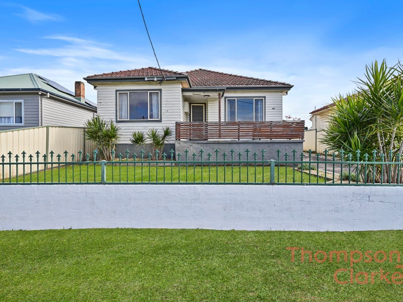 40 Aberglasslyn Road, Rutherford, NSW 2320 - Property Details