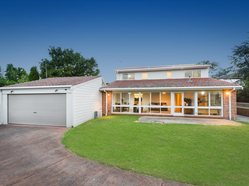 6 Huntly Close, Highton, Vic 3216 - Property Details