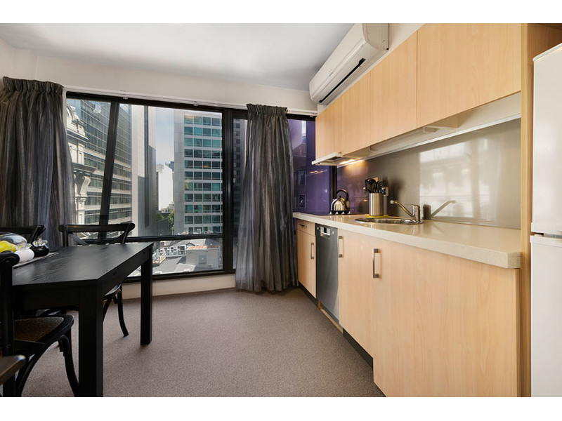 906/18-20 Bank Place, Melbourne, Vic 3000 - Property Details