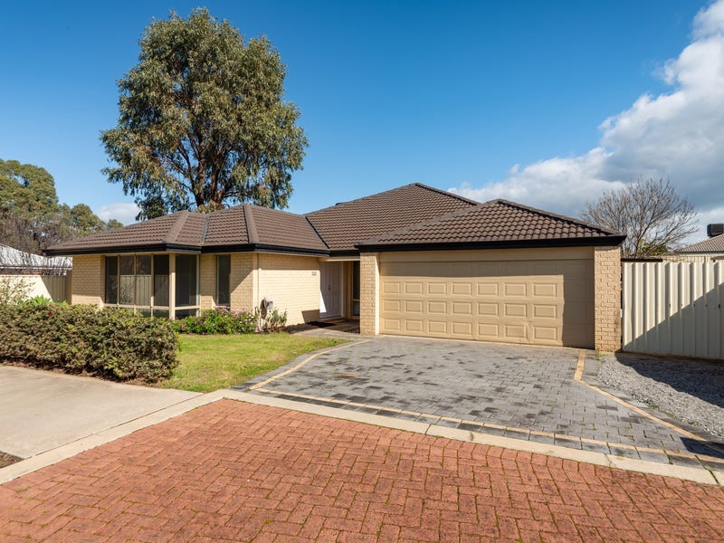 10 Dyer Lane, Lakelands, WA 6180 - Property Details