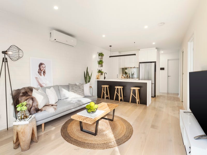 4/37 Collins Street, Thornbury, Vic 3071 - Property Details