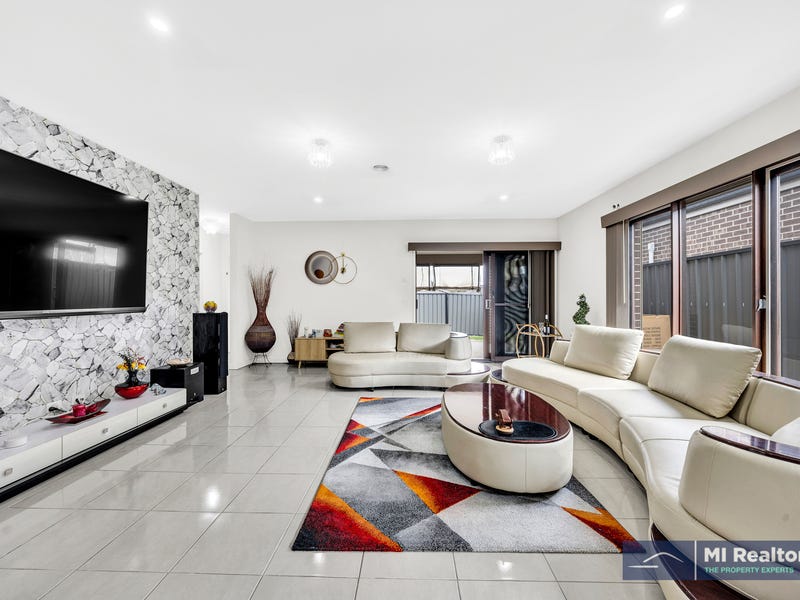 Real Estate & Property for Sale in Point Cook, VIC 3030 (+2 locations ...