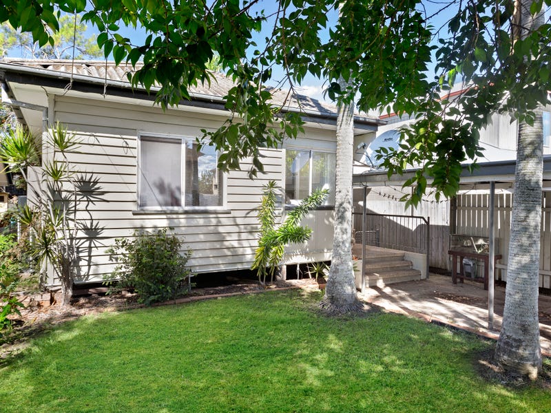 15 Rowell Street, Zillmere, Qld 4034 - Property Details