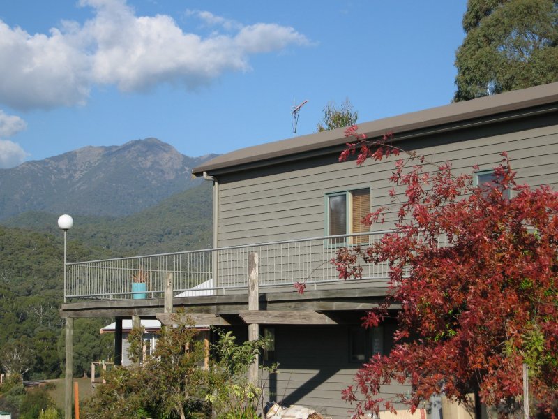 35 Alpine Ridge Drive, Merrijig, VIC 3723 - realestate.com.au