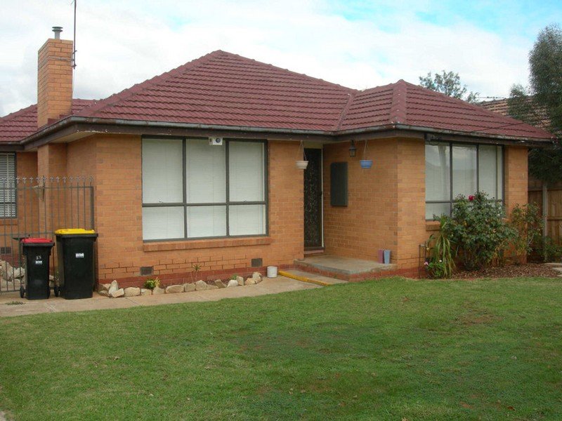 41 Falcon Drive, Melton, Vic 3337 - Property Details