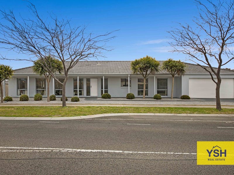 2 Hydrangea Drive, Point Cook, VIC 3030 - realestate.com.au