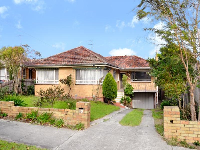 10 Montgomery Place, Bulleen, Vic 3105 - Property Details