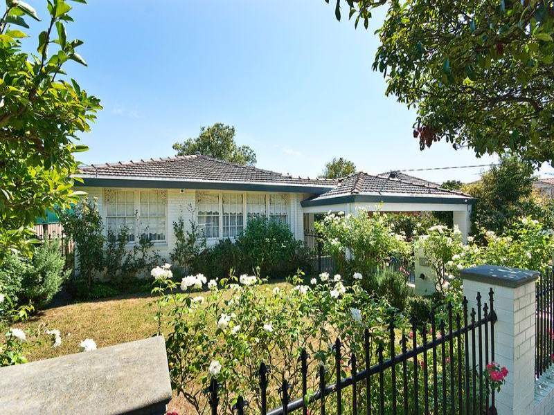 39 Lynch Crescent, Brighton, Vic 3186 - Property Details