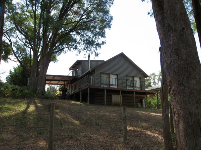 15 Alpine Ridge Drive, Merrijig, VIC 3723 - realestate.com.au