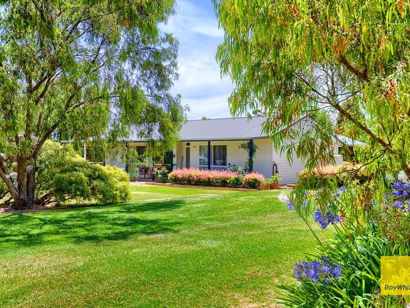 31 Silverstar Court, Millbrook, WA 6330 - Property Details