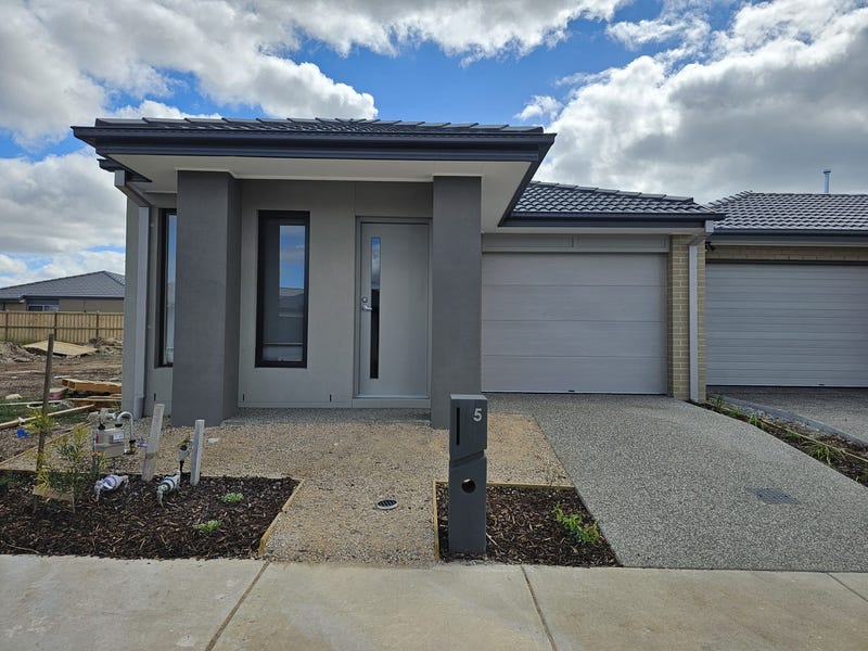 5 Riveting Road, Wyndham Vale, VIC 3024 - realestate.com.au