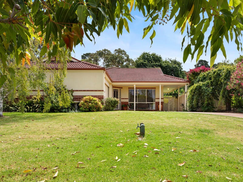 6 Village Street, Balnarring, Vic 3926 - Property Details